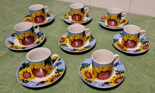 Servizio da caffè da 8 in fine porcellana dipinta 