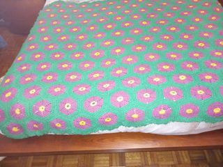 coperta fatta a mano ad uncinetto 