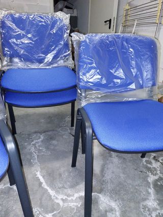 SEDUTE SALA ATTESA E UFFICIO