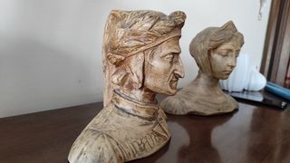 Busti Dante e Beatrice