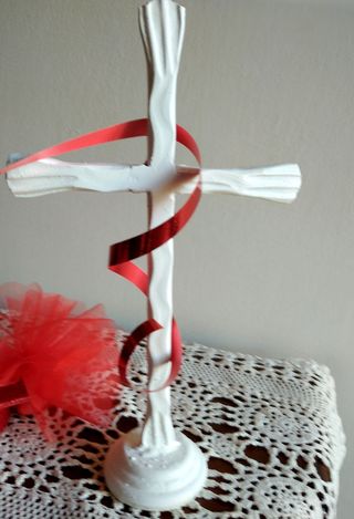 Crocifisso da appoggio in ferro battuto