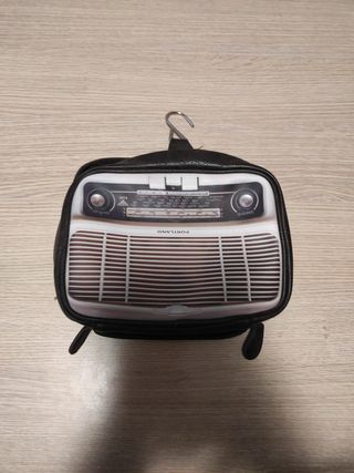 porta oggetti da appendere 