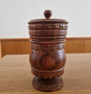 contenitore artigianale in legno