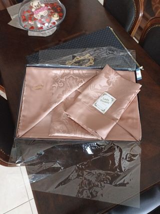 set matrimoniale seta sotto/sopra e federe