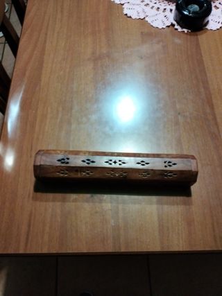 brucia incenso in legno