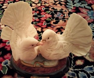 statuina in ceramica 