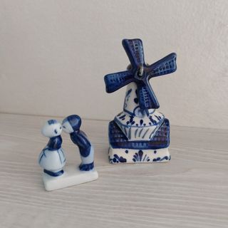 Oggetti in ceramica dipinta