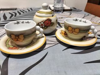 set 2 tazze,piattini e zuccheriera  THUN
