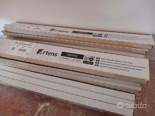 Battiscopa in ceramica 