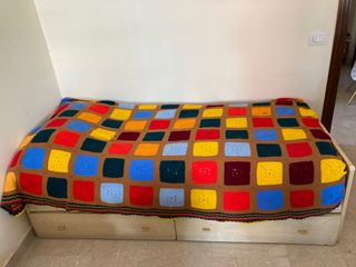 Letto singolo con cassetti 