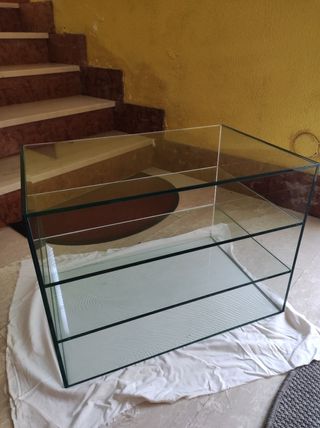 espositore in vetro temperato 