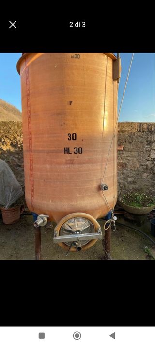 Serbatoi in vetroresina da 20 e 30 hl