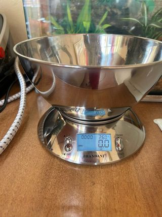 Bilancia in acciaio come nuova