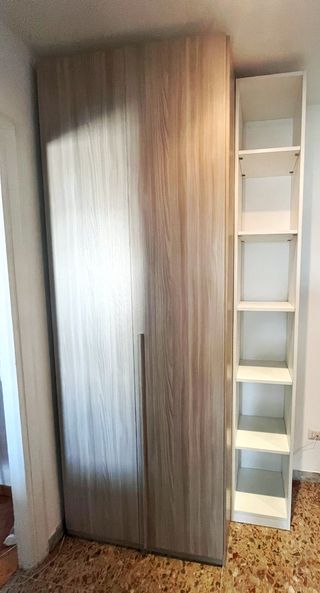 Armadio e libreria da ingresso