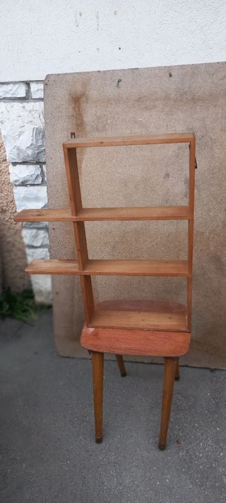 mobiletto in legno fatto a mano euro 20