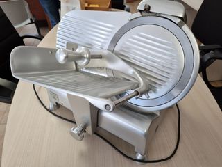 Affettatrice lama 30