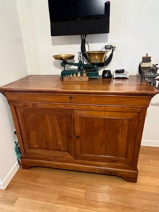 Mobile dispensa antico