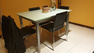 Tavolo soggiorno estendibile in vetro