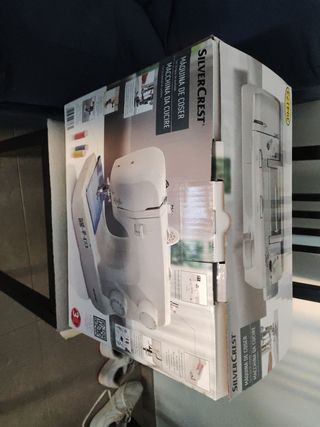 vendo macchina da cucire mai utilizzata