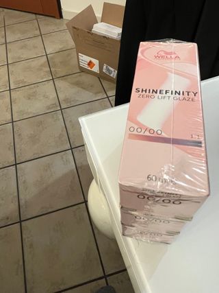 Shinefinity Wella 00/00