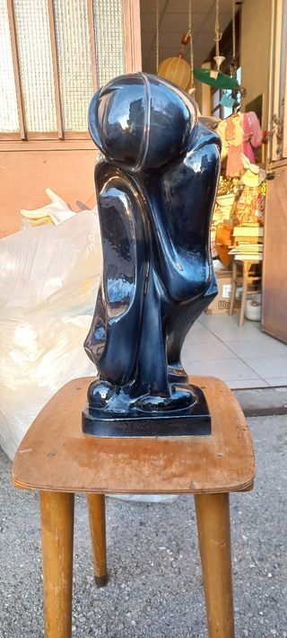 2 sculture in ceramica euro 40 cad 