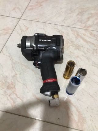Avvitatore pneumatico