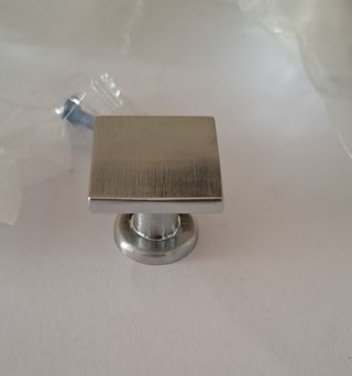 Pomelli per sportelli