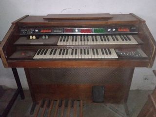 organo farfisa anni 70