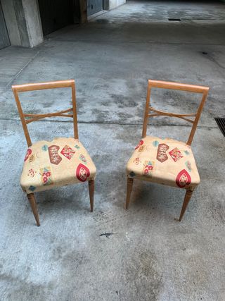 2 sedie in legno 