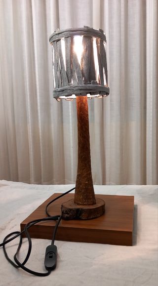 Lampada da interno arredo casa in legno