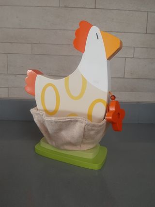 Gallina di Pasqua porta bon bon Sevi