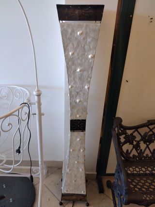 Lampada da interno in madre perla