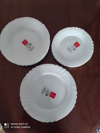 set 18 piatti bianco 