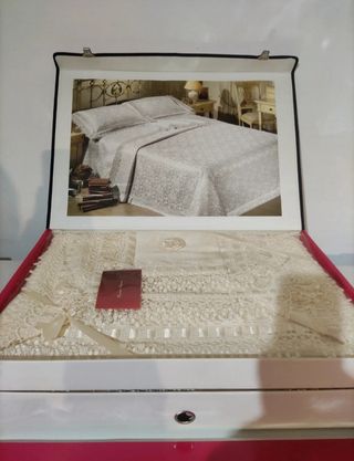 set biancheria 5pz ricami aurora