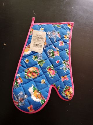 guanto da forno double-face azzurro e rosa