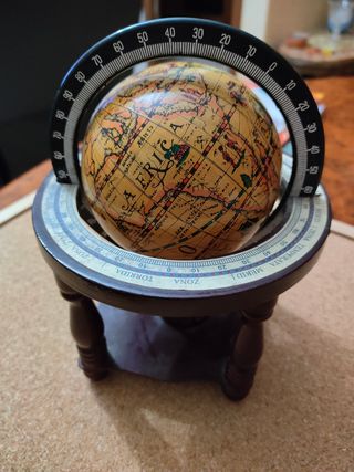 Mappamondo steampunk per decorazione