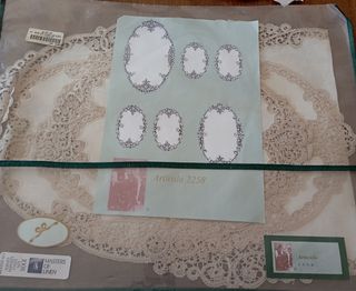 set centrini lino e pizzo cantu'