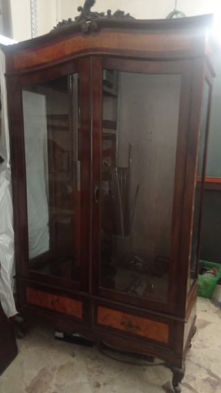 VETRINA RESTAURATA 1938 