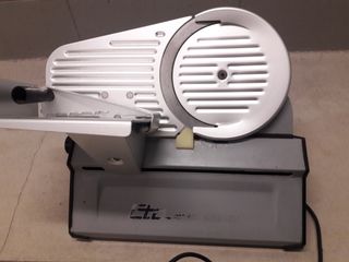 Affettatrice Etal Essegielle, Lama 22 cm