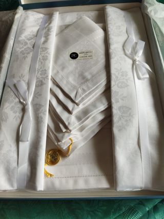 Servizio tavola per 12 