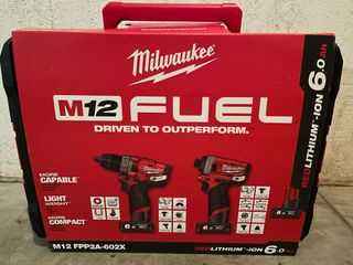 TRAPANO PERCUSSIONE + AVVITATORE IMPULSI MILWAUKEE