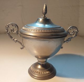 Vecchia zuccheriera ○10