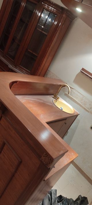 Angolo bar ARTIGIANALE in legno.