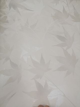 parato lavabile disegnato con foglie 