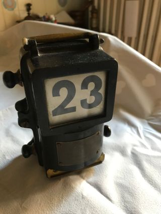 CALENDARIO PERPETUO DA TAVOLO FERMACARTE