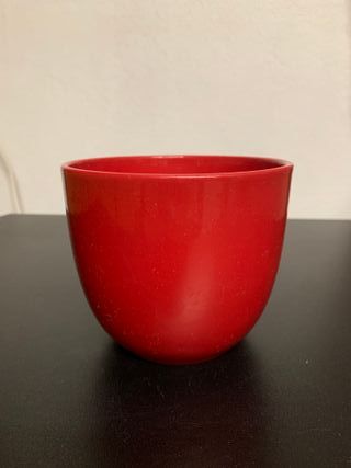 Vaso per piante rosso