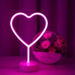 lampada a forma di cuore