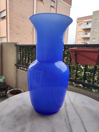 Vaso Vetro Blu Opalino Venini?