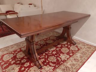 Tavolo rettangolare allungabile