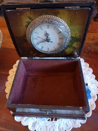 portagioie vintage in legno